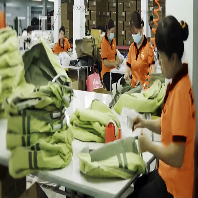 Visiting A Backpack Factory In China: Finding The Right Supplier